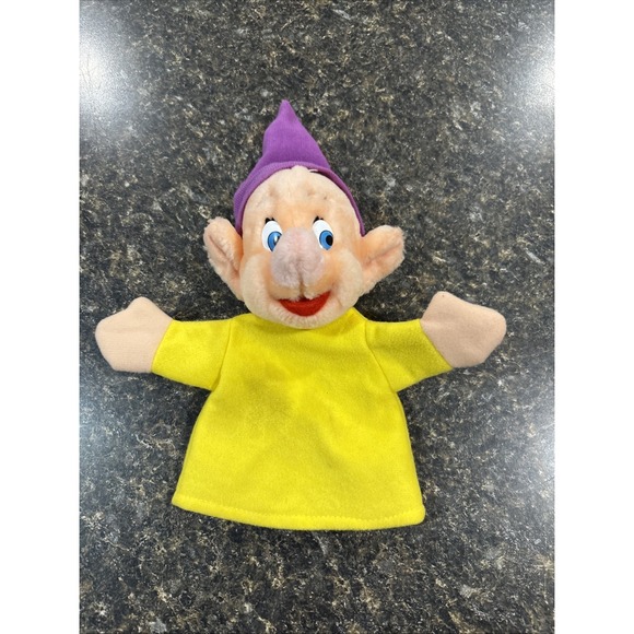 Disney | Small Pets | Vintage Disneyland Walt Disney World Snow White ...